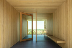 Villa H - Loewen Windows